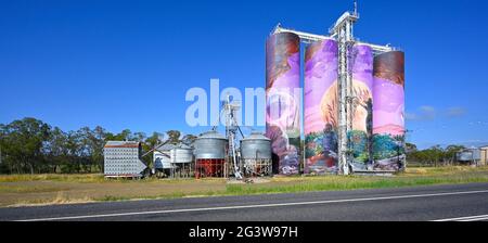 'three moons' silos in central queensland in australia depicts the ...