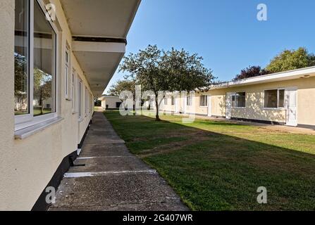 Holiday Chalets, Pontin's Holiday Park, Pakefield, Lowestoft, England ...