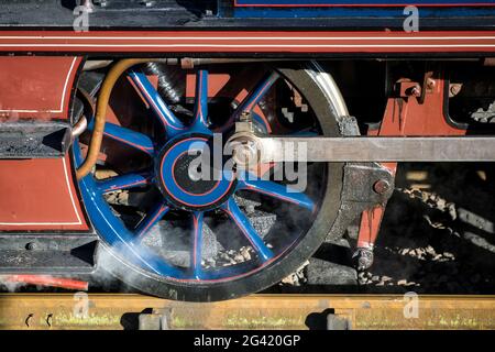 Wheel of the Bluebell Steam Train at Sheffield Park Station Stock Photo ...