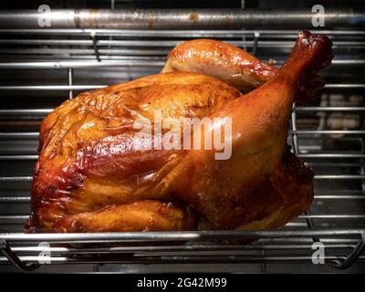 Whole Rotisserie Chickens Roasting in Latakkia Syria Stock Photo - Alamy