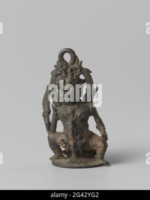 Top piece in the form of a demon, Anonymous, 1300 - 1499 Bronze statue ...