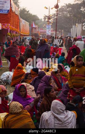 KOLKATA, INDIA - JANUARY 1: People gathered in front of iconic Victoria ...