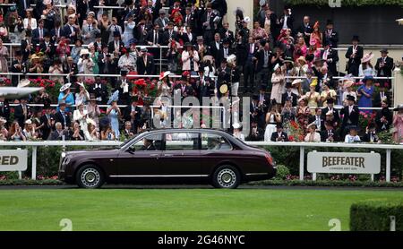 Bentley State limousine at Royal Ascot, Ascot, UK Stock Photo - Alamy
