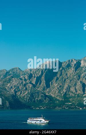 Scenic view from the mountain big Inselsberg near the Rennsteig in ...