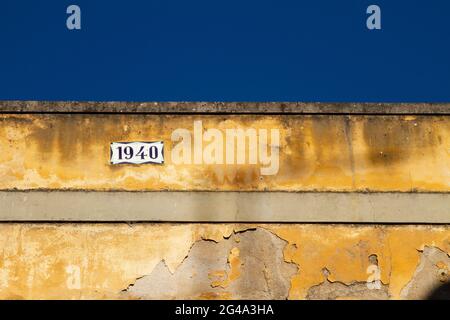 Pinhao village at a bend of the Douro river north of the city of Peso ...