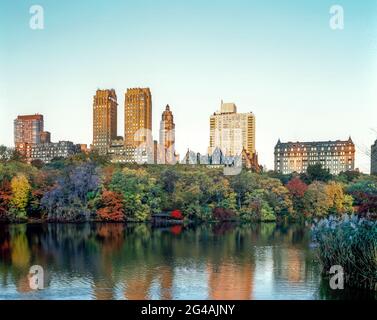 2006 HISTORICAL THE LAKE CENTRAL PARK MANHATTAN NEW YORK CITY USA Stock ...