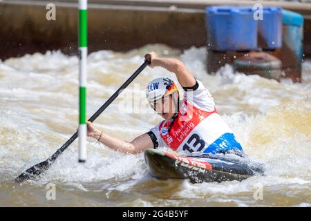 Markkleeberg, Germany. 20th June, 2021. World Cup Canoe/Slalom Single ...