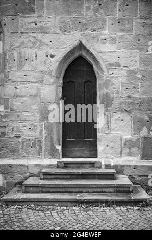 pointed arch door Stock Photo - Alamy