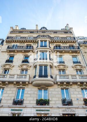 Repetitive design of windows, doors and corridors of building in Paris ...