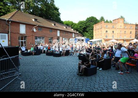 Public Viewing UEFA EM 2021 Portugal gegen Deutschland Kulturbrauerei ...