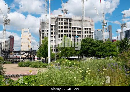 Endeavour Square, Queen Elizabeth Olympic Park, Stratford, London ...
