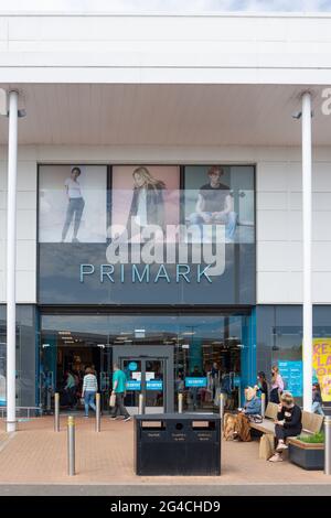 Banbury Gateway Shopping Park Stock Photo - Alamy