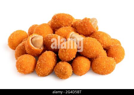 Pile of whole paprika coated peanuts isolated on white Stock Photo - Alamy
