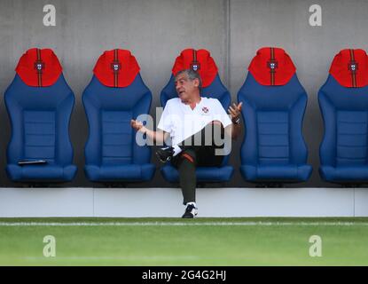 Budapest, Hungary. 21st June, 2021. The castle palace on the Danube is ...