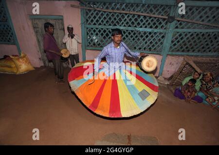 Dance group in colorful traditional traditional costume in an alley of ...