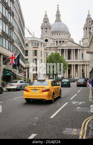 USA. A scene from the ©Warner Bros. Pictures new movie: Abominable ...