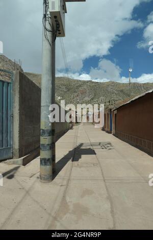 Electric cables in Peru Stock Photo - Alamy