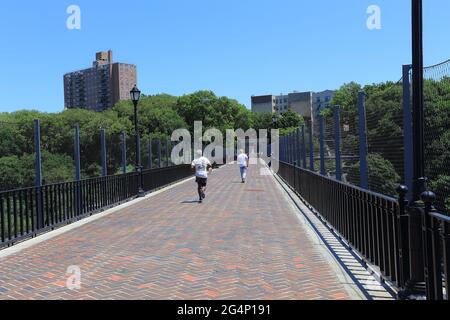The Old Croton Aqueduct High Bridge that supplied water to New York ...