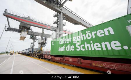 Lehrte, Germany. 23rd June, 2021. A container with the inscription ...