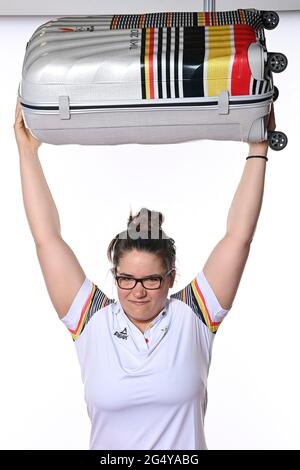 Belgian Anna Vanbellinghen pictured in action during the Weightlifting ...