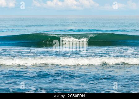 wave splash sea beach macro, close up Stock Photo - Alamy