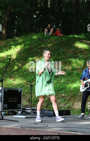 Konzert von Antonina und Band in Zgorzelec am 20.06.2021 Stock Photo ...