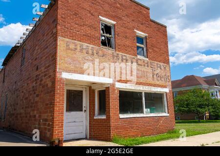 Ohio, Illinois - United States - June 15th, 2021: Rural post office in ...
