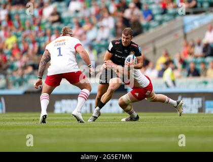 LONDON, UK. JUNE 26TH: Ollie Devoto and Sam Simmonds of Exeter Chiefs ...