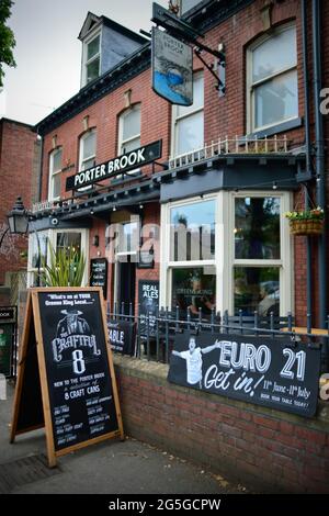 Porter Brook Pub Ecclesall Road Sheffield Stock Photo - Alamy