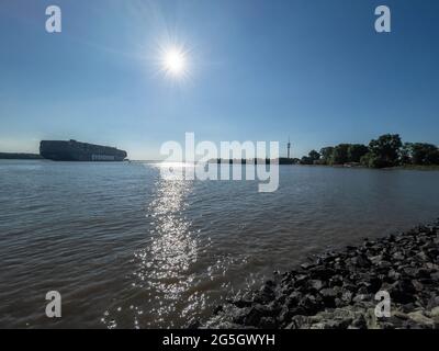 Wedel, Hamburg, Elbe, Strandbad, Beachbar 28 Grad, Willkommhöft ...