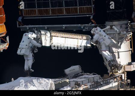 ISS Truss structure Stock Photo - Alamy