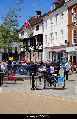 Romsey town centre, Hampshire, England Stock Photo - Alamy