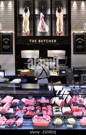 Butchers department at Harrods Knightsbridge London Stock Photo - Alamy