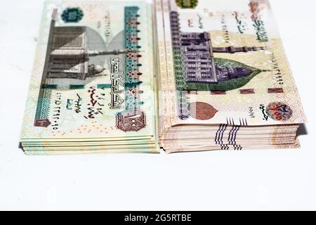 100 Egyptian pounds (two side Stock Photo - Alamy