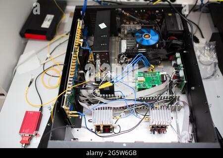 Single photon decoder encoder fiber optic cryptography electronic board ...