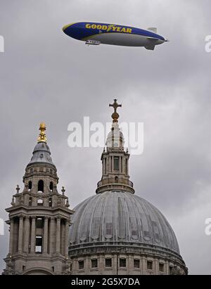The Goodyear Blimp flying over the City of London. Picture date ...