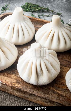 Asian food, manti (dim sum) stuffed with meat and vegetables Stock ...