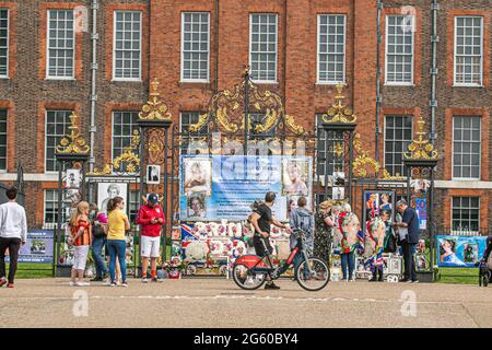 Garden designer Pip Morrison in the Sunken Garden at Kensington Palace ...