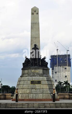 Ancient Lapu-Lapu Monument in Rizal Park at the center of the Agrifina ...