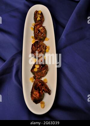 Alu Vadi or Aluchi Vadi or Patra, Paatra is a popular maharashtrian and ...