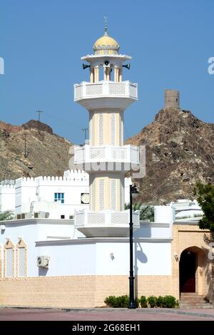 OMAN. MUSCAT. THE ROYAL CITE OF OLD MUSCAT IS PROTECTED BY THE TWO ...