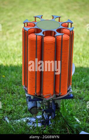 Clay pigeon trap machine for firing discs for shooting laser disc trap ...