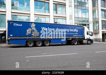 Tesco Supermarket, delivery truck, lorry, vehicle, articulated Stock ...