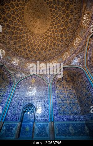 Interior with artistic tile work of Imam mosque(Shah mosque), Imam ...