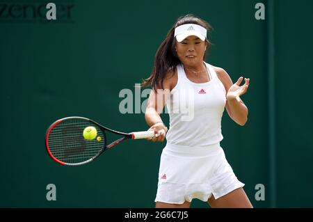 Mingge Xu in action against Polina Kudermetova in the girl's first ...