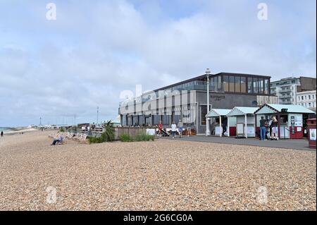 The newly opened Rockwater bar and restaurant overlooking the beach at ...
