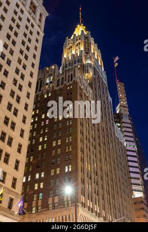 10 Light Street, a landmark office building, converted to apartments ...