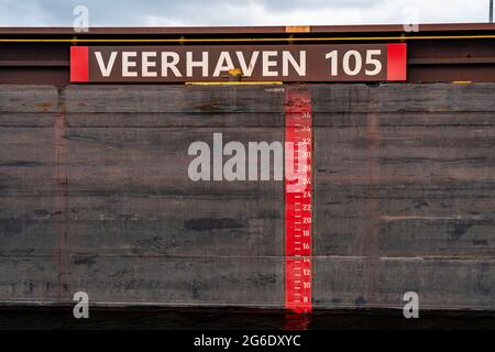 Hull markings on inland vessels, they indicate the draught of the ...