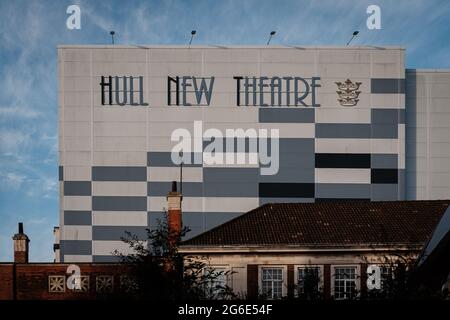 Hull New Theatre and old Central Fire Station in Hull, UK Stock Photo ...