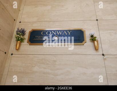 THE CAROL BURNETT SHOW, Tim Conway, 1967-78 Stock Photo - Alamy